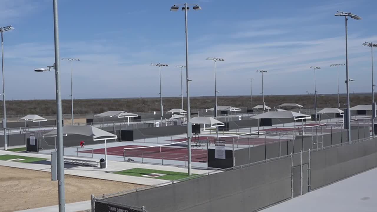 Laredo Tennis Complex at TAMIU opens to the public