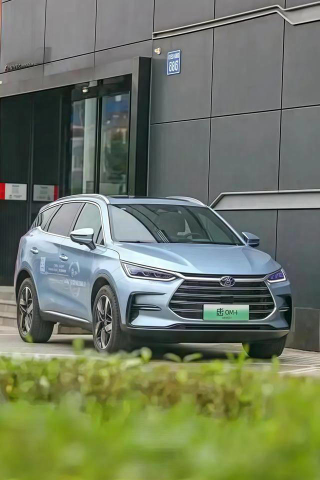 比亚迪唐DMI OTA更新为何迟缓？深度解析升级难与芯片瓶颈