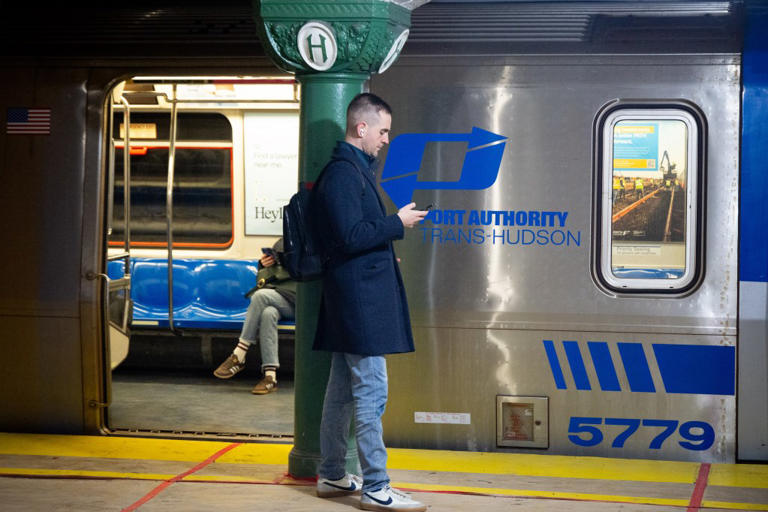 20,000 NJ commuters scrambling for alternate routes to NYC as Hoboken ...