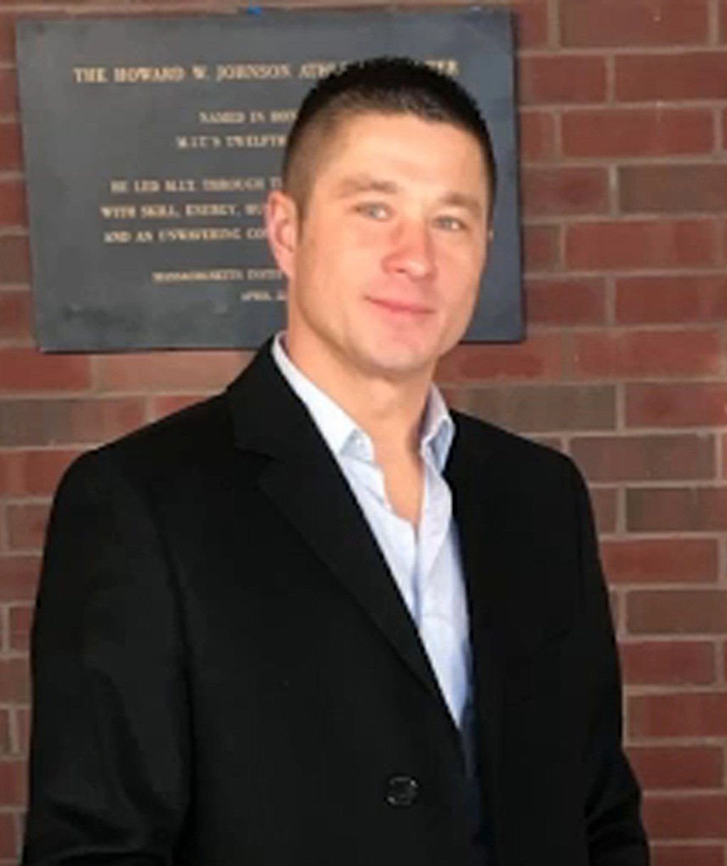 Skating coach Alexandr Kirsanov’s death in DC plane crash leaves wife ...