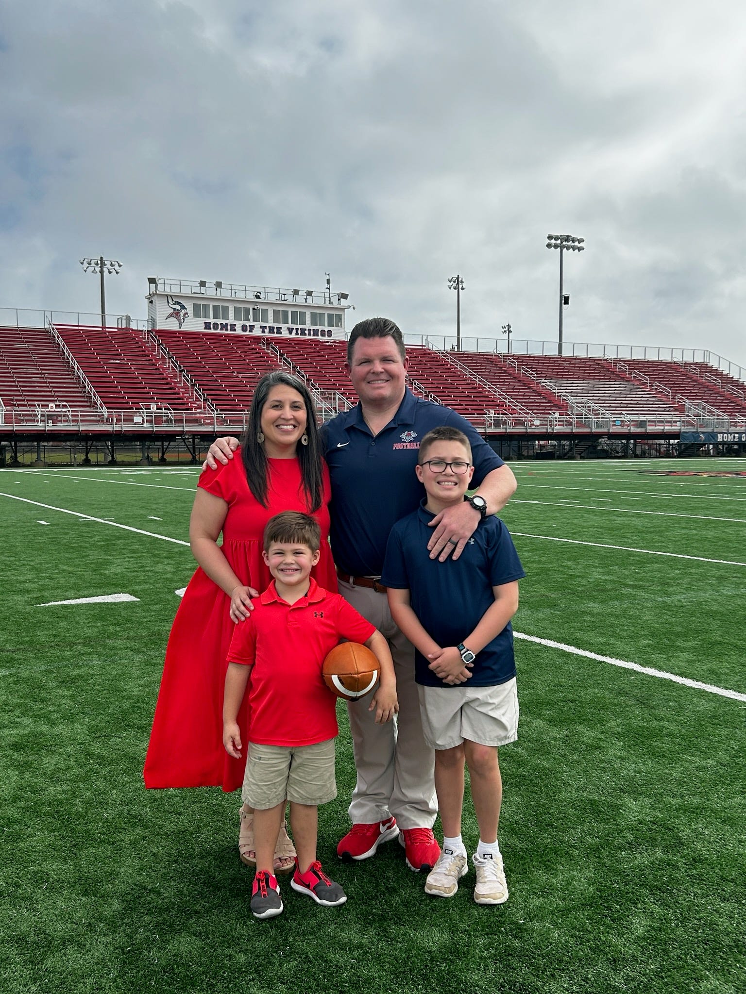Pulliam chokes up as he addresses team for first time as Fort Walton ...