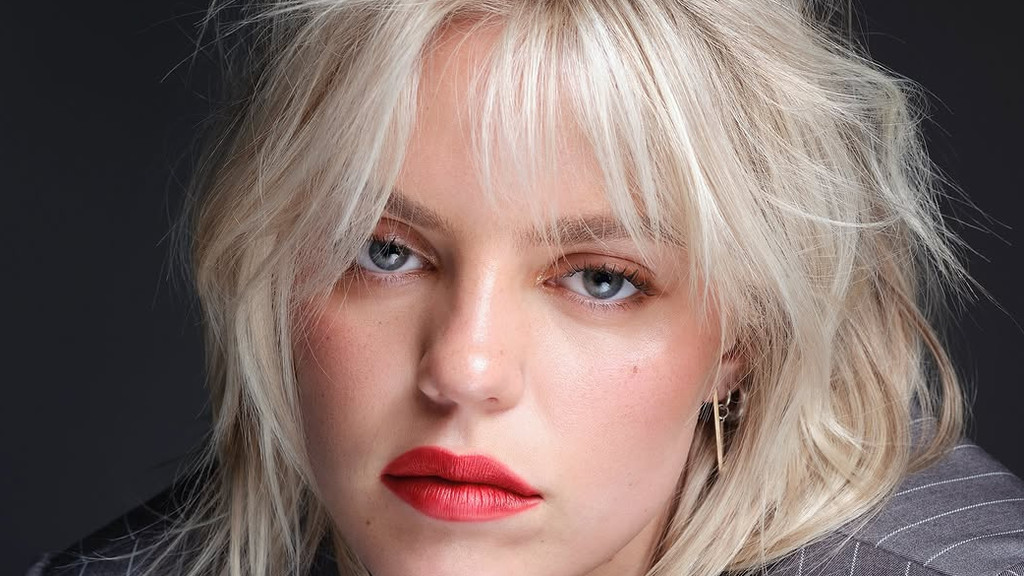 Reneé Rapp unveiled as new face of L'Oréal Paris