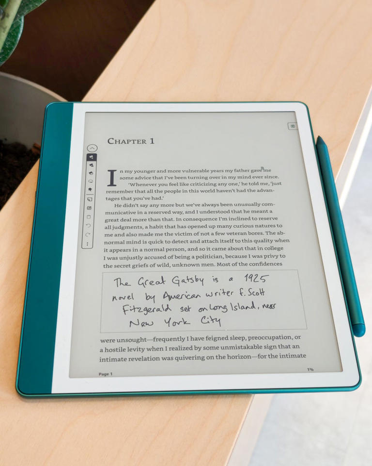 Amazon’s latest 2024 Kindle Scribe is a great big-screen notepad for ...