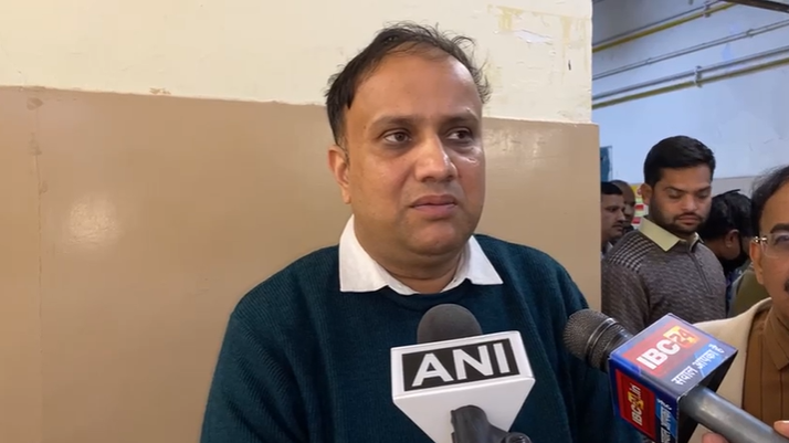 Six dead, 16 injured in road accident involving bike, mini-bus, and ...