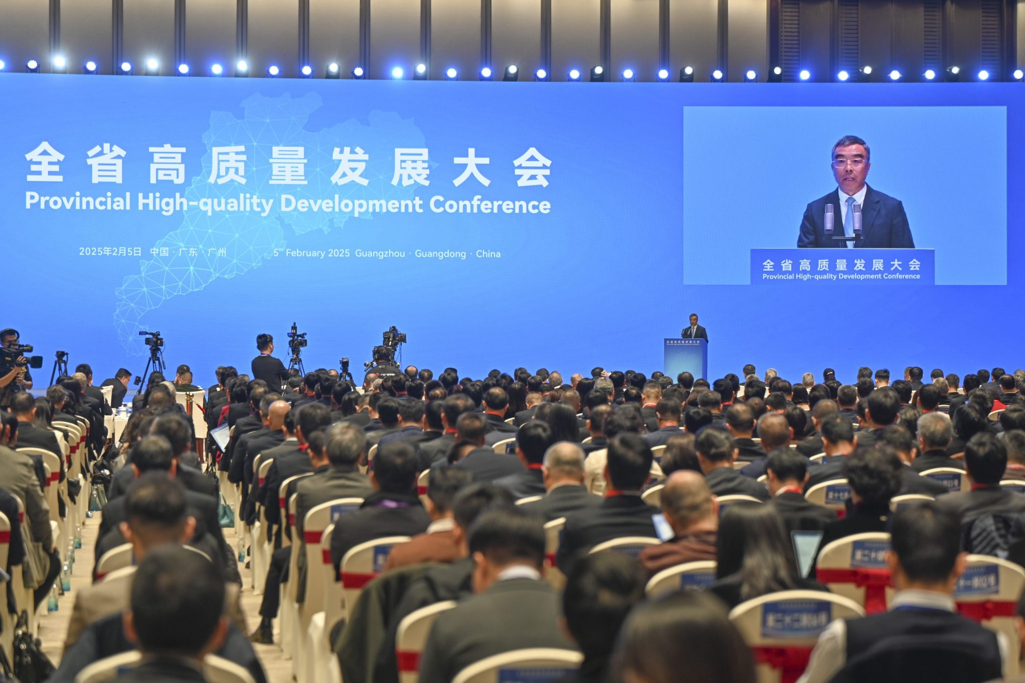 Huawei revenue exceeded $118 billion last year, and analysts think the ...