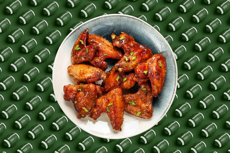 Chicken Wing Consumption Will Hit an All-Time High This Super Bowl ...