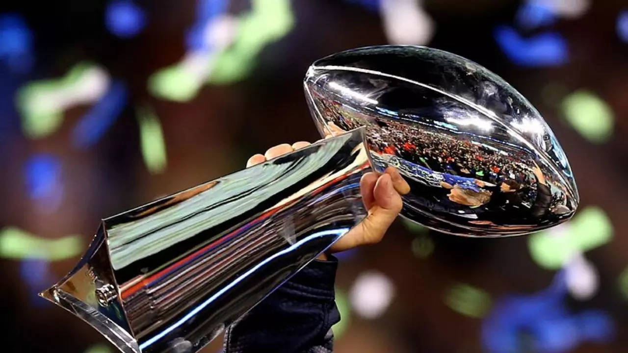 The shining Vince Lombardi Trophy for the victor: The history, value ...