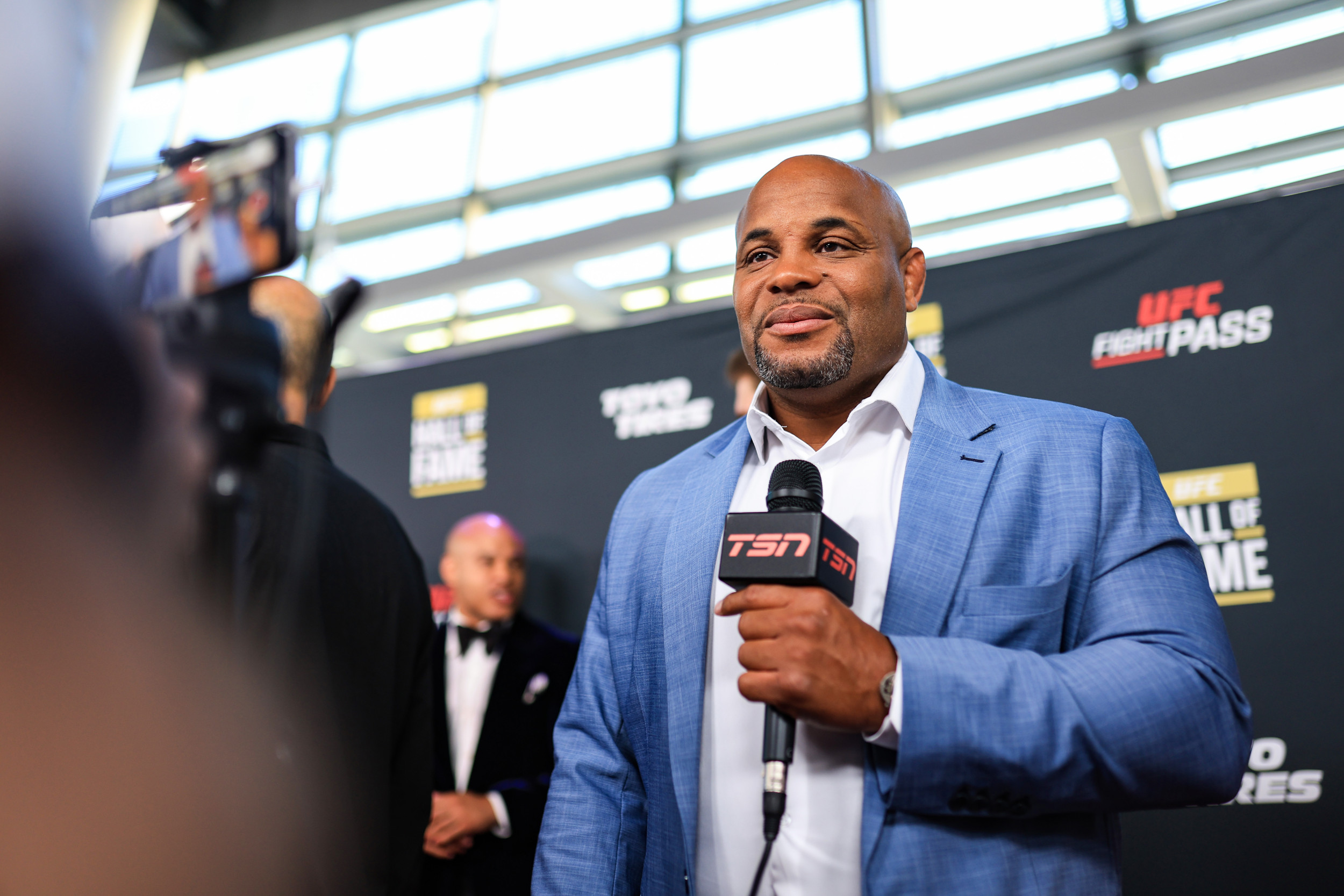 UFC News: Daniel Cormier Disputes Jon Jones' GOAT Status