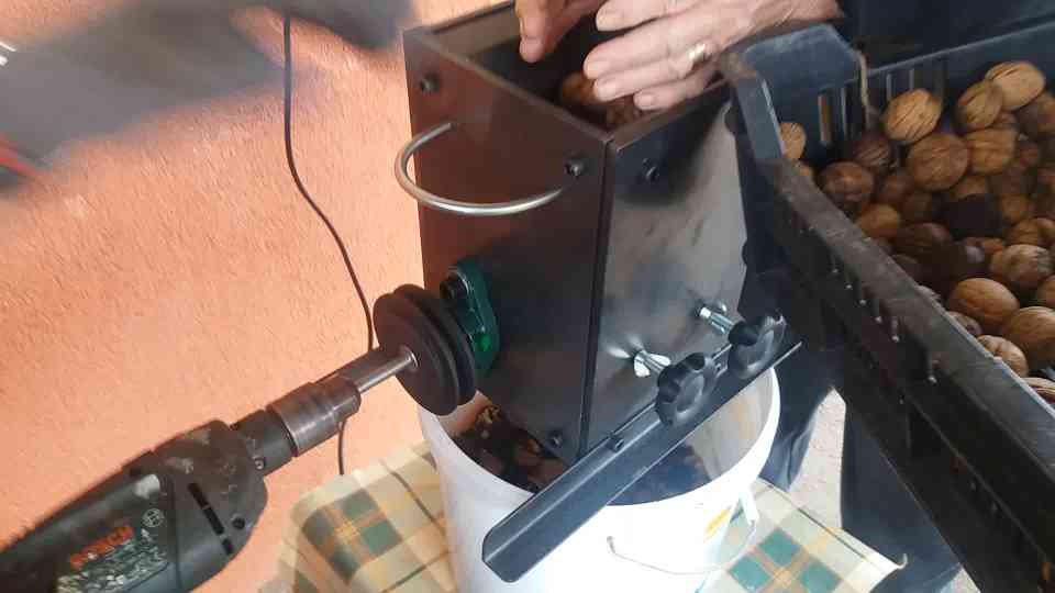 Diótörőgép,nutcracker machine