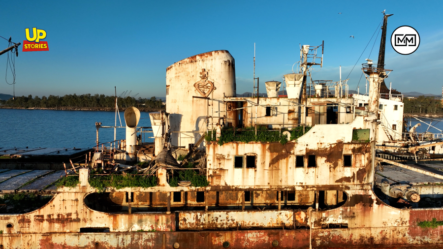 STACOCO: Το μισοβυθισμένο πλοίο του Σταμάτη Κόκοτα