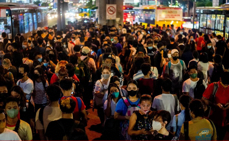 32% of Filipinos say quality of life improved, 43% say nothing changed ...