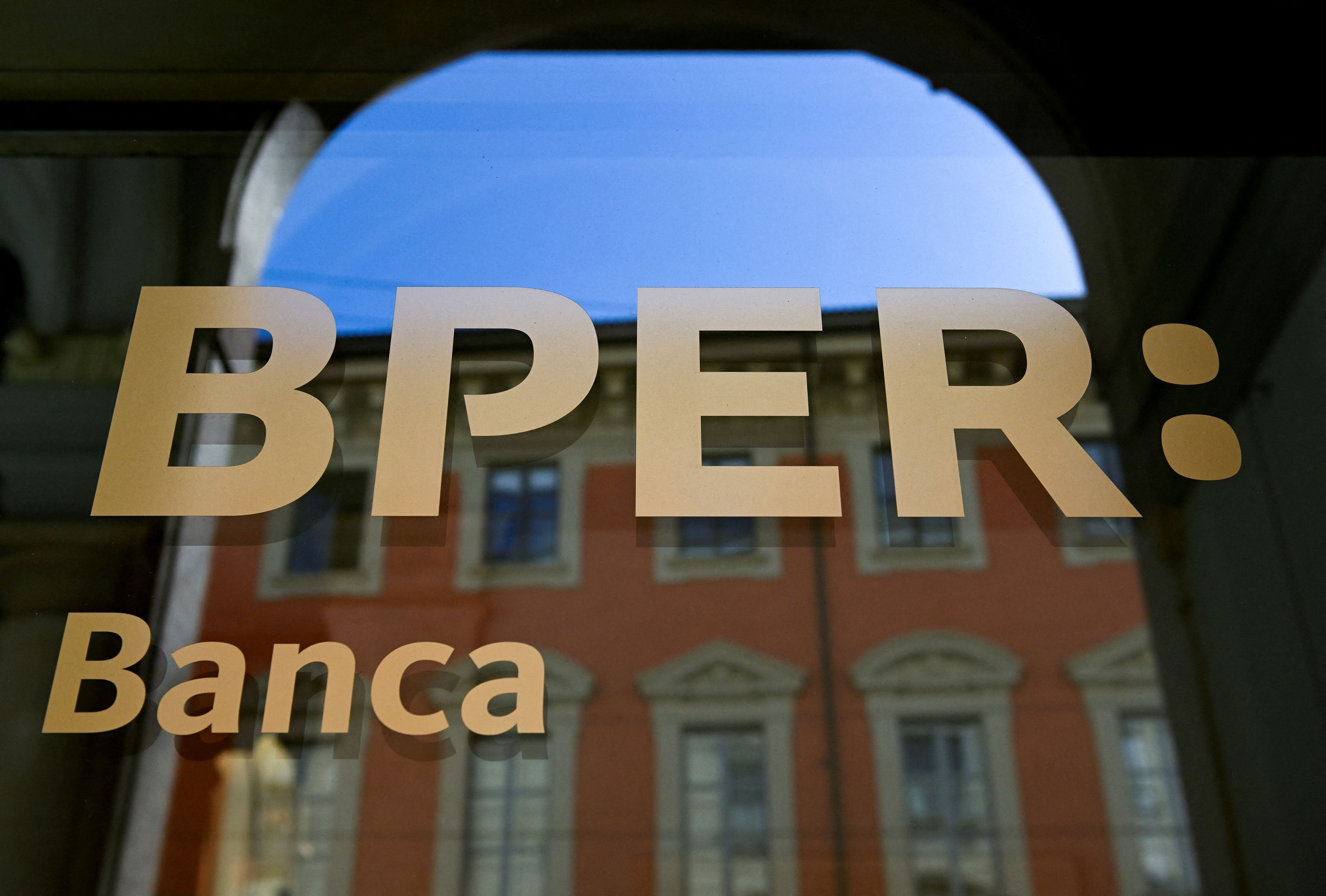 Bper-Pop Sondrio: dopo l'offerta un gruppo da 2mila filiali