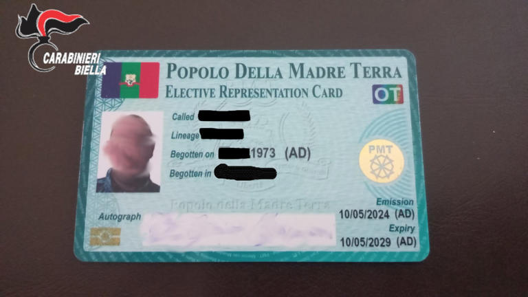 Alla posta con documento falso, bloccato dai carabinieri