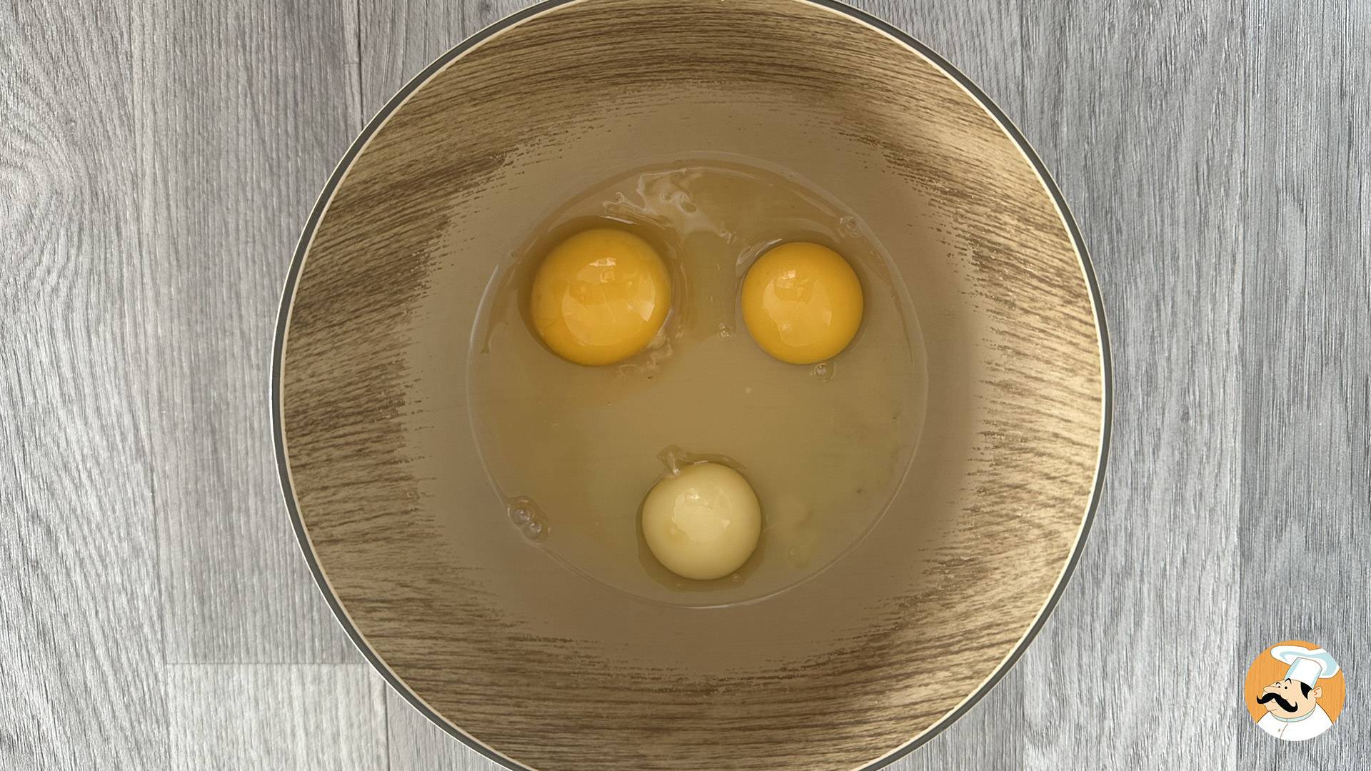 Tuorlo chiaro o scuro: ecco cosa rivela il colore sulla qualità delle uova!