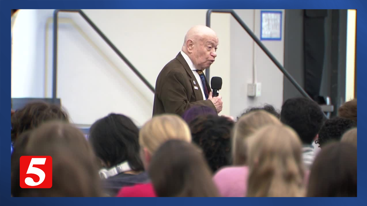 Holocaust survivor offers powerful history lesson