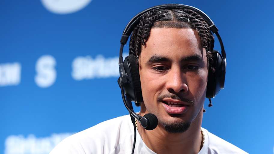 Jordan Love finally admits to a problem that has been painfully obvious ...