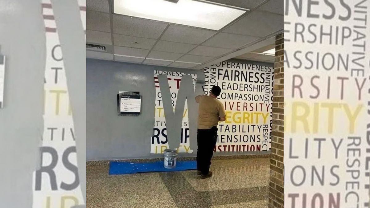 Photo appears to show 'core values' mural painted over at FBI Academy ...