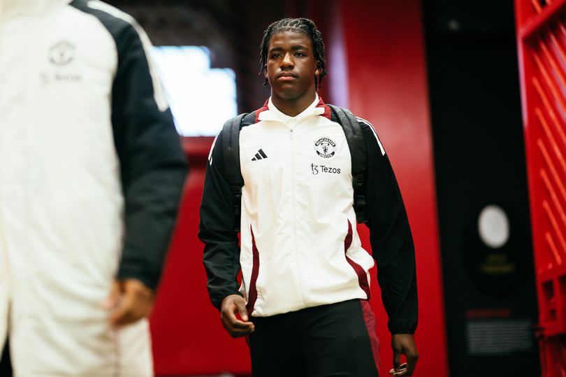 Manchester United rising star receives exciting offer after 'impressing ...