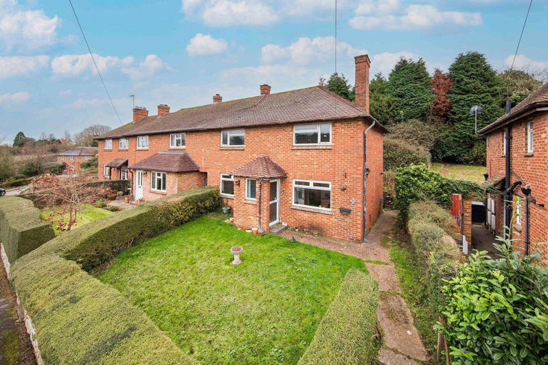 Wadhurst house needing improvement sold at auction