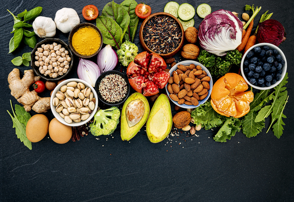 24 Collagen-Boosting Foods That Naturally Support Youthful Skin