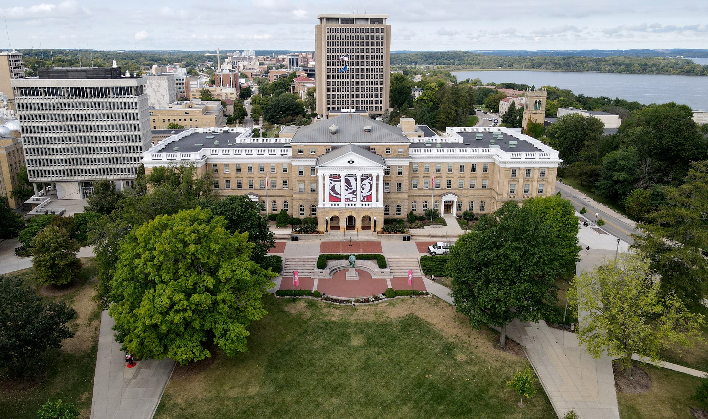 Wisconsin joins lawsuit over NIH funding cuts that UW says will disrupt ...