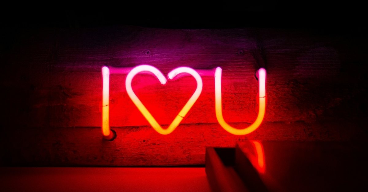 The Ultimate Valentine's Day Playlist: Songs to Keep the Night Romantic