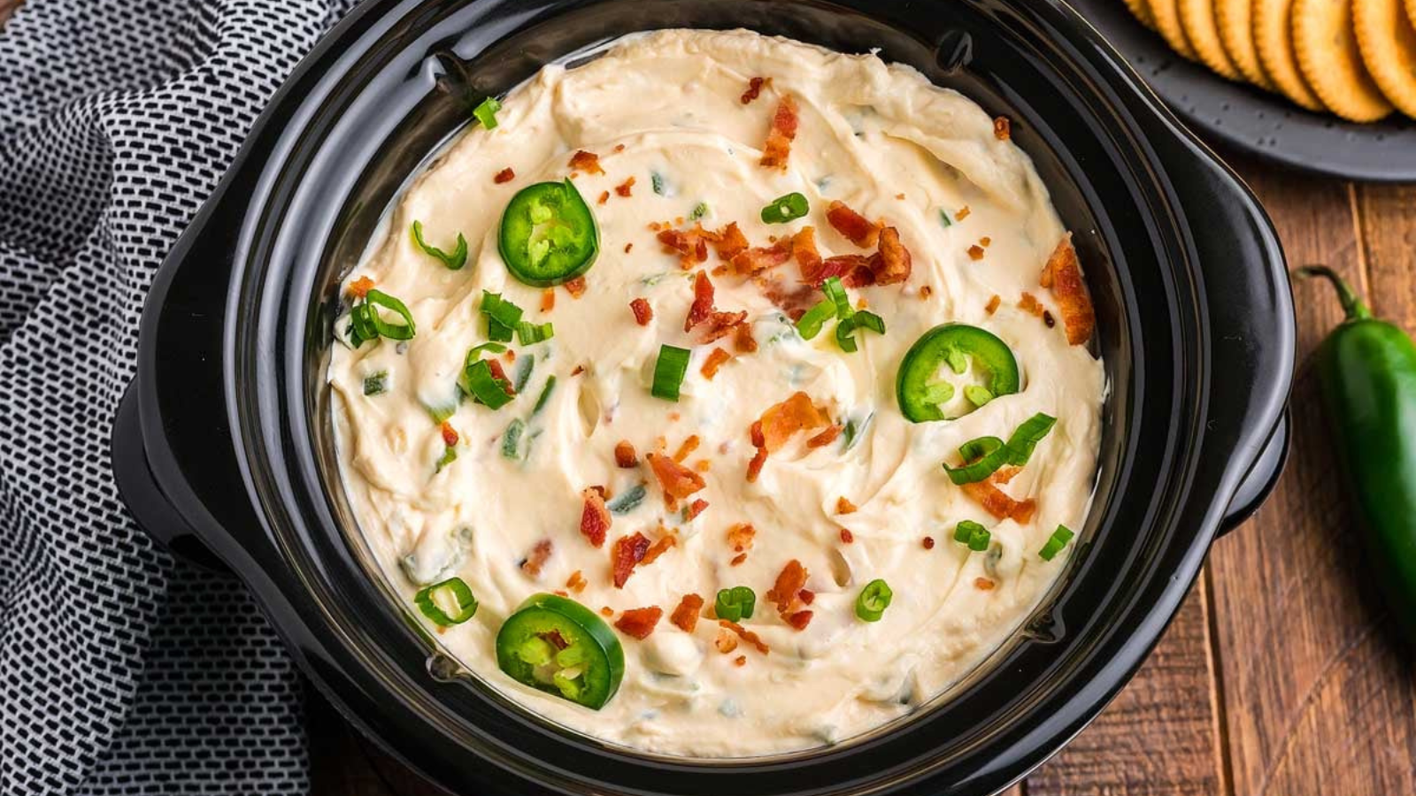 7 Slow Cooker Dips That Stay Warm All Night