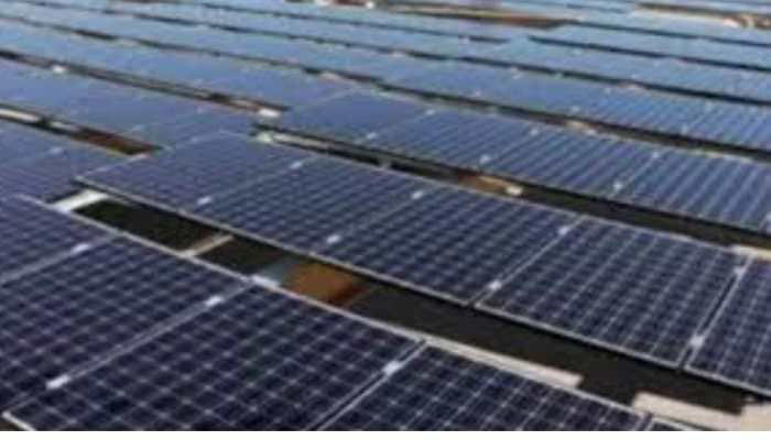 India Achieves 100 GW Solar Power Capacity, On Track For 2030 Target