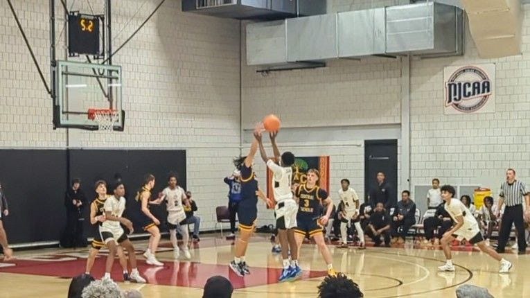 RJ Sledge drains game winning three as Imani takes Down Central Catholic