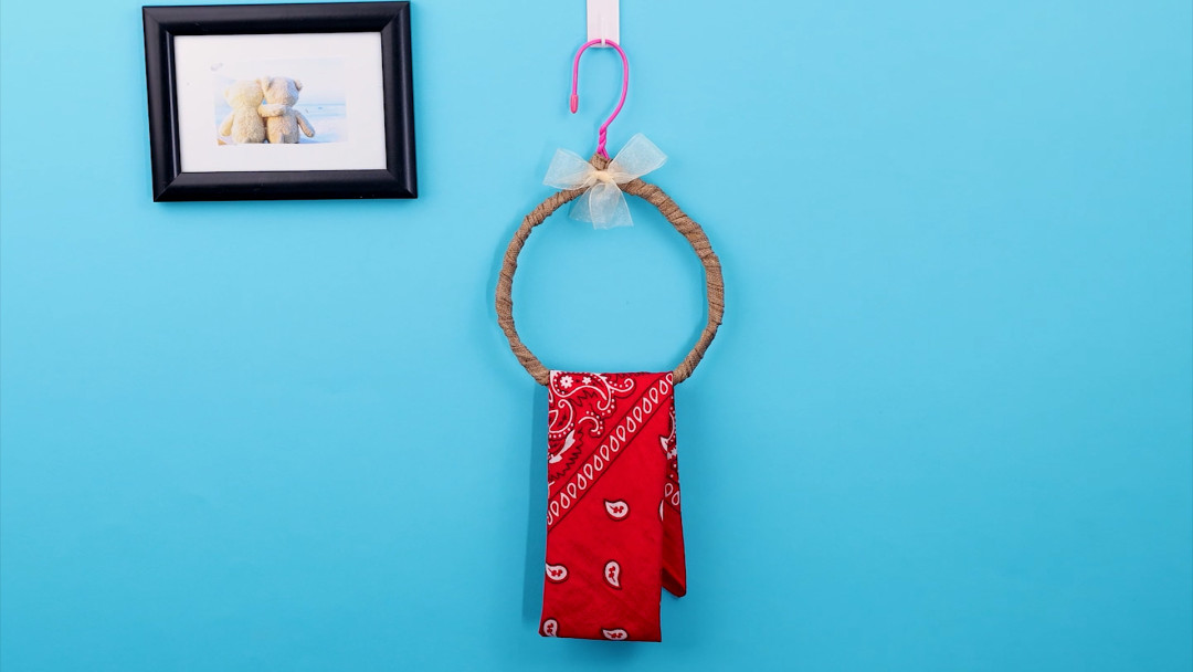 Simplify Life With Clever Hanger Tips