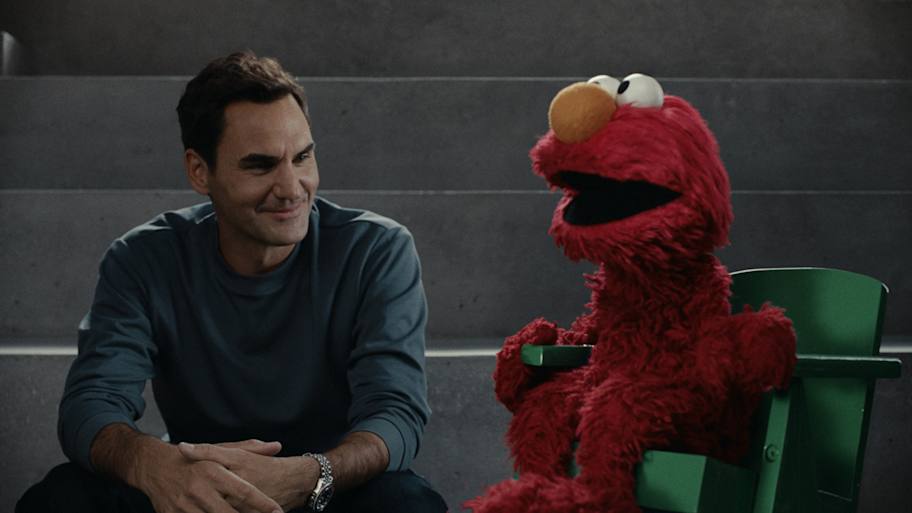 Roger Federer Explains On Logo to Elmo in Super Bowl Commercial