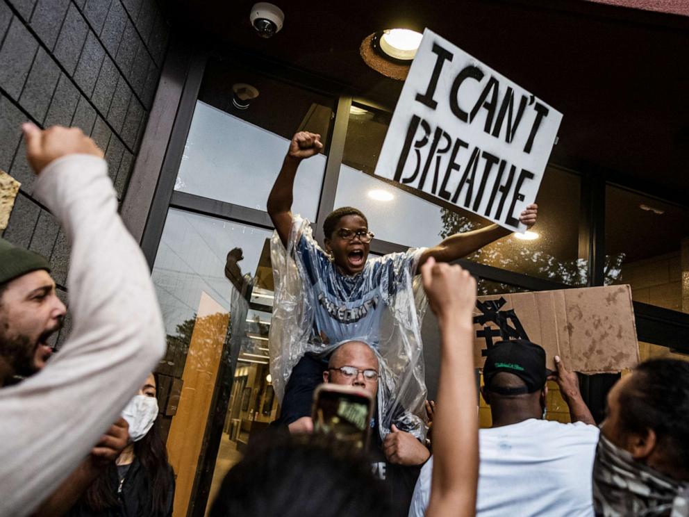 Cities where Breonna Taylor, George Floyd died vow to stand firm on ...