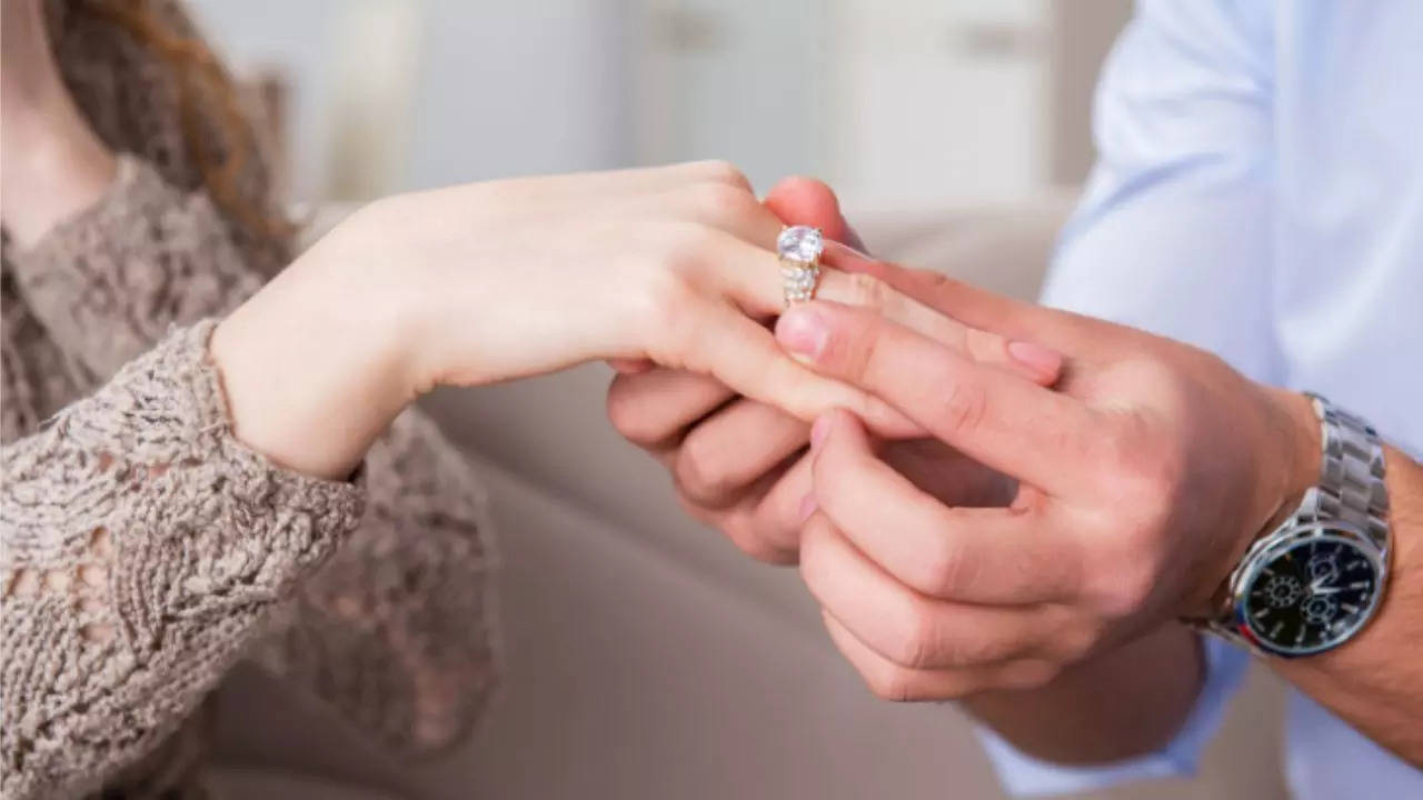 Proposal Day 2025: The ultimate proposal guide: How to get the yes ...