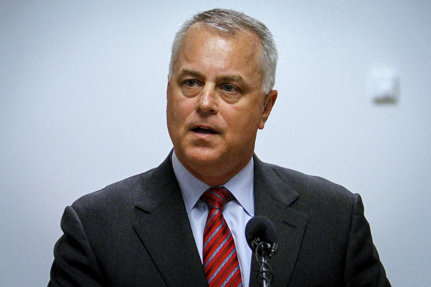 Maddow Blog | Trump taps retired general with an ugly record for a key ...