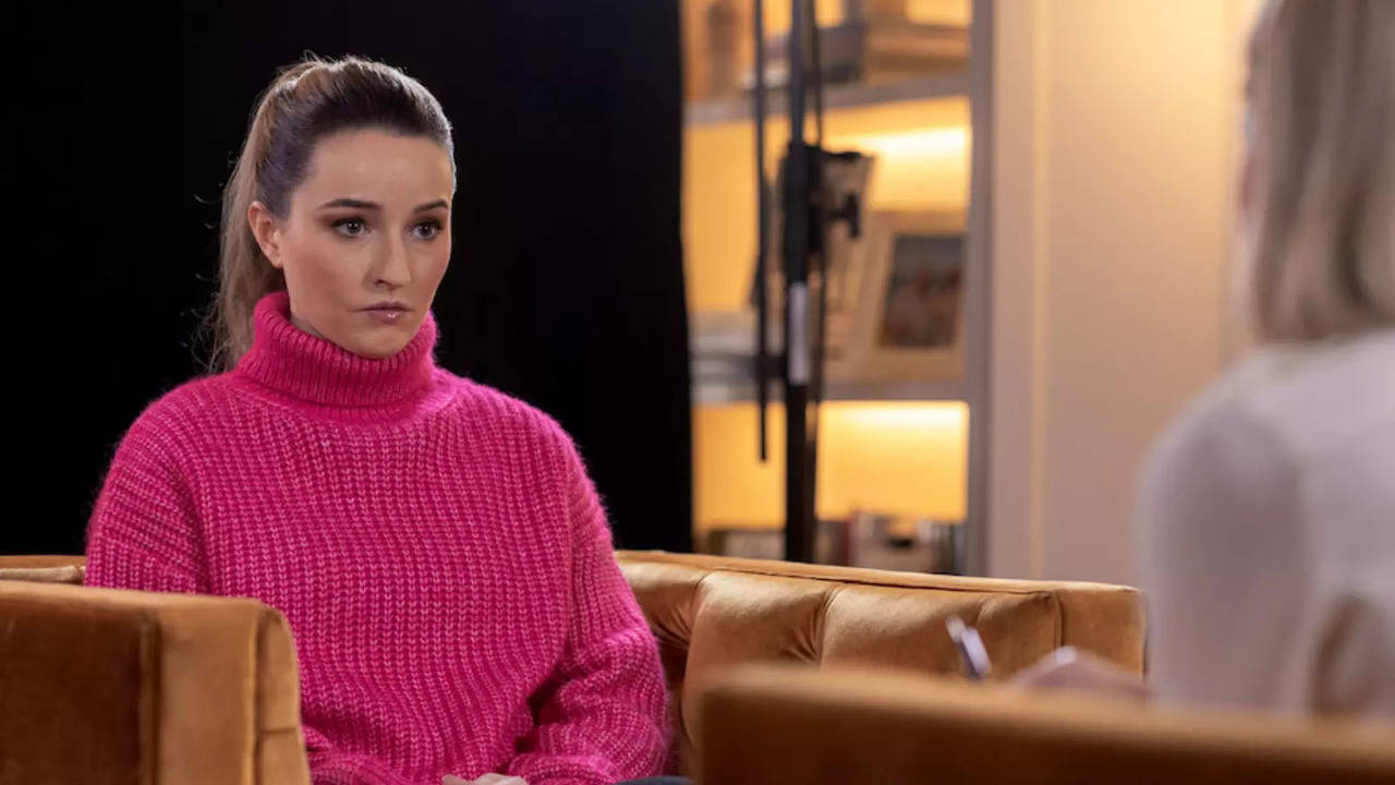 All About Apple Cider Vinegar's Belle Gibson, Wellness Influencer Who ...