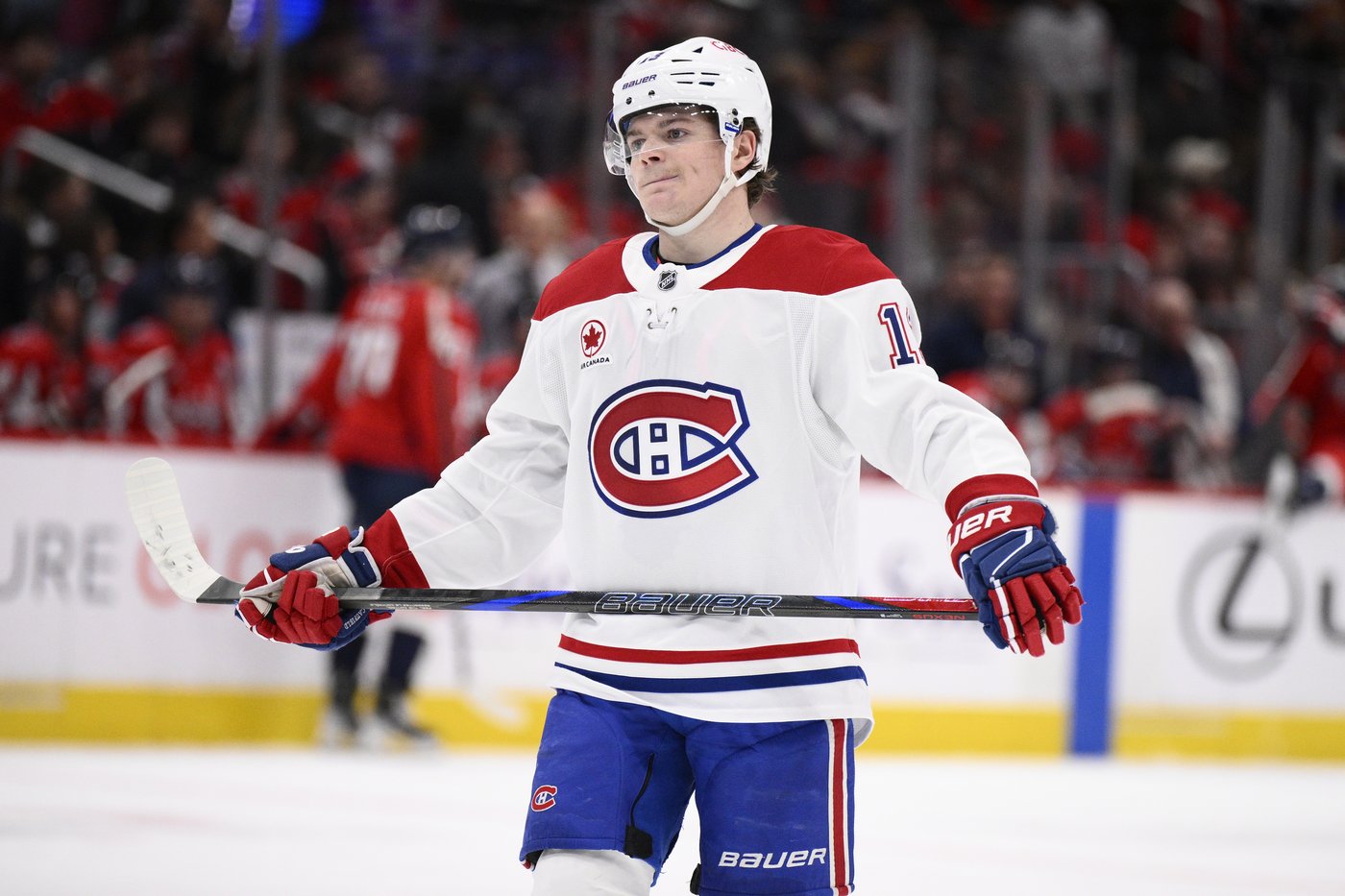 Caufield perçoit les huées durant l'hymne américain comme un manque de ...