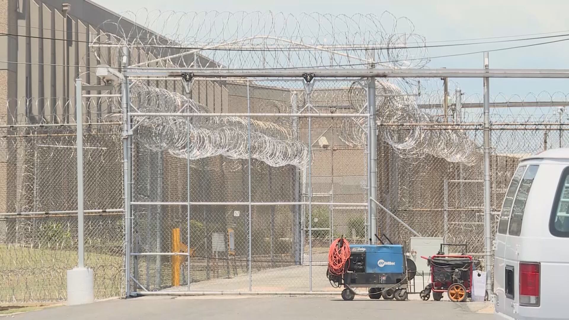 Oklahoma bill would allow elected officials to make unannounced prison ...