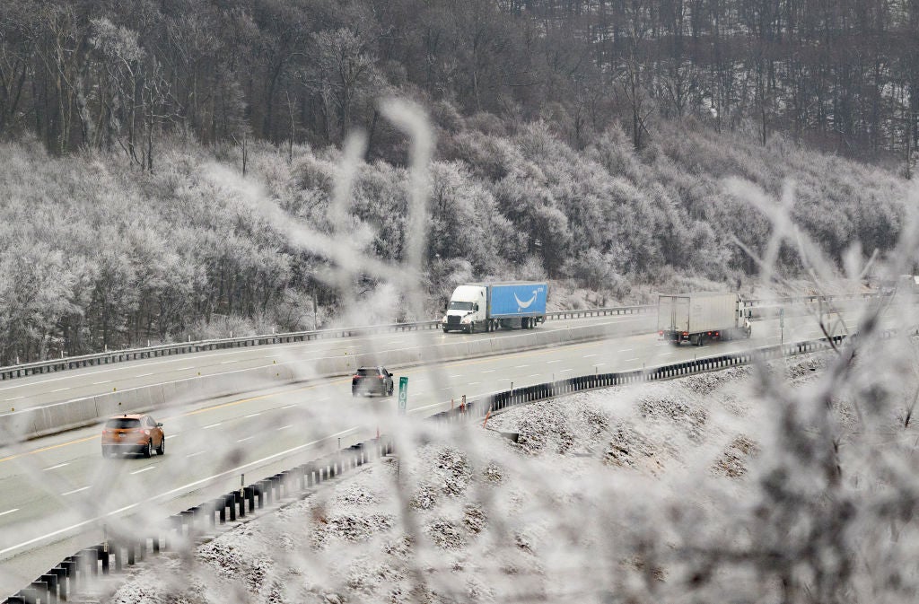 Winter storm live tracker: Snowfall maps, current alerts, weather ...
