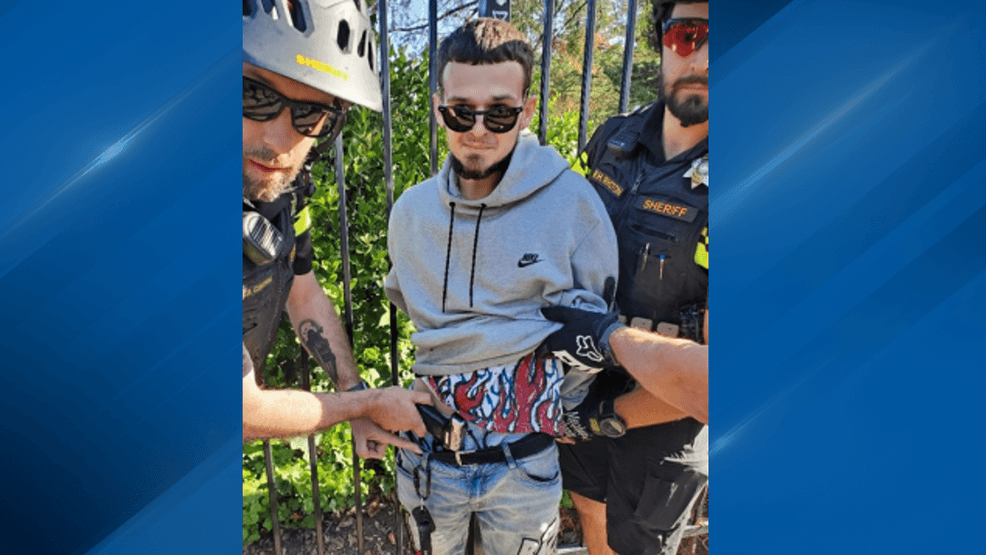 Drug dealer gets 5 years in prison for selling fentanyl outside Seattle ...