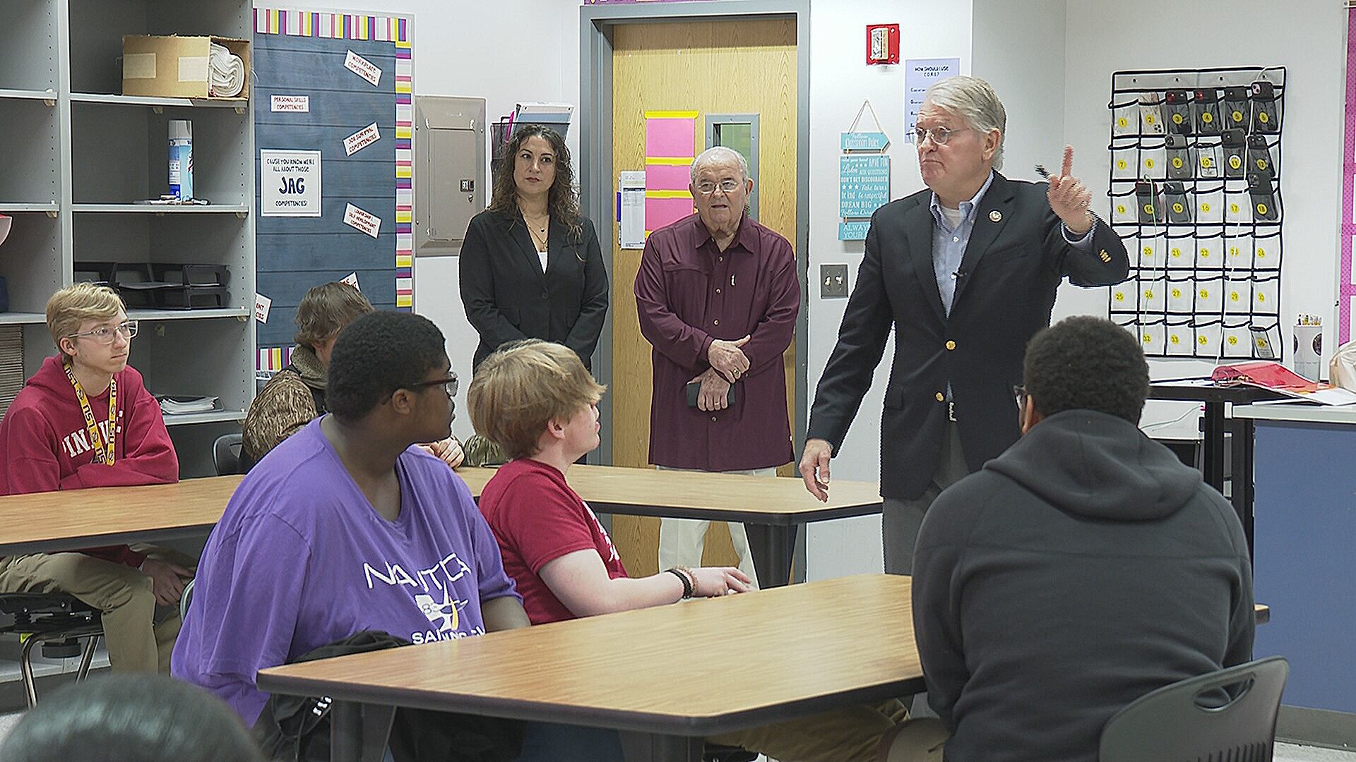 State Speaker Pro Tempore Mike Johnson engages Pineville JAG students ...