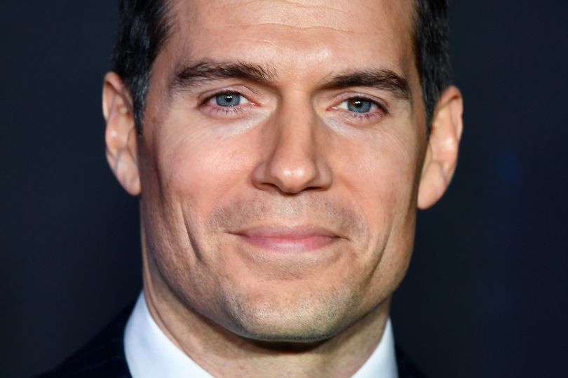 Henry Cavill's leaked James Bond audition has fans calling for him to ...