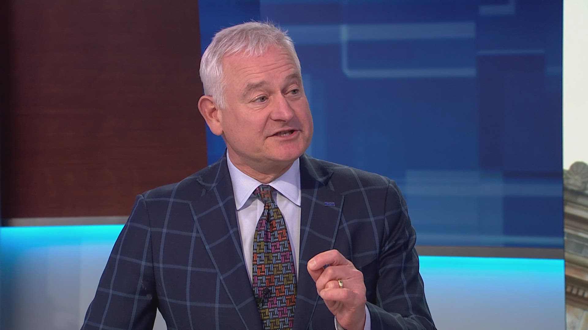 Former WA senator talks government spending, recycling and EVs