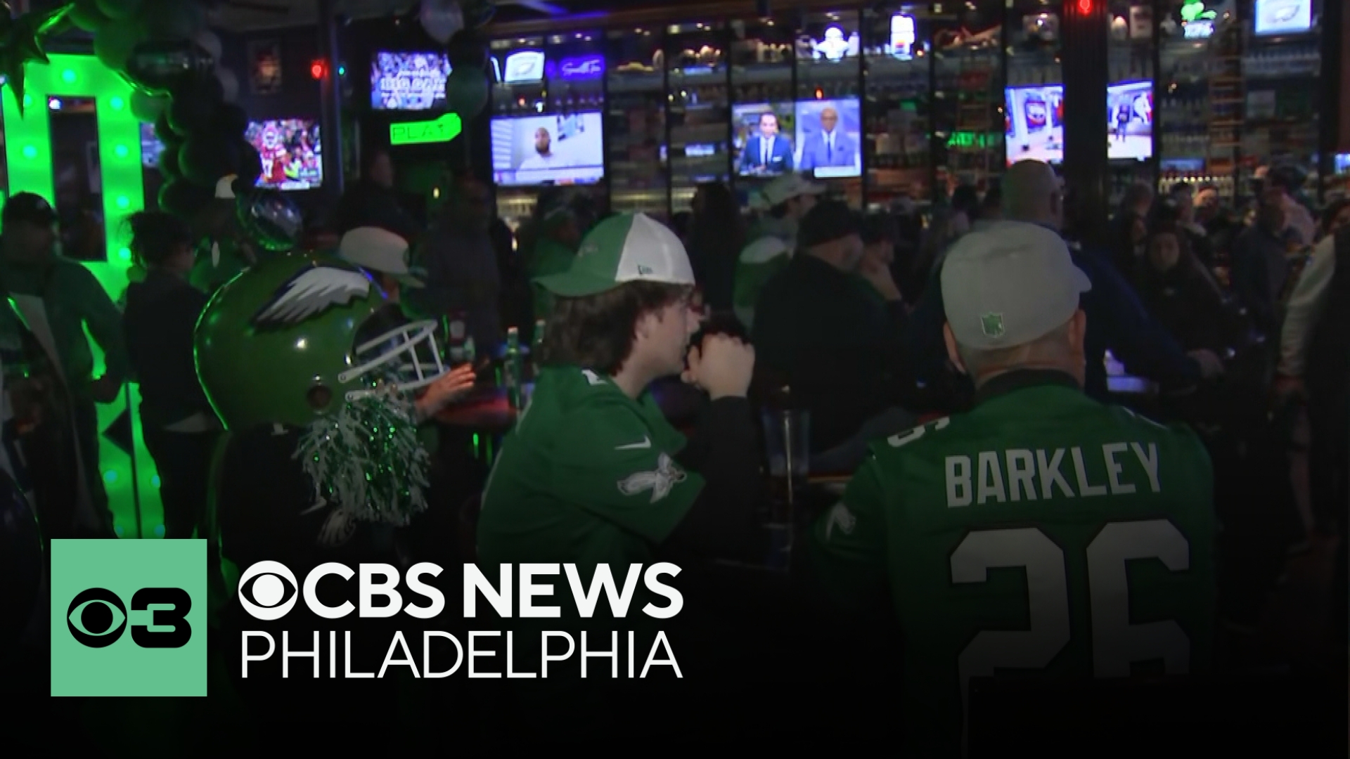 Eagles fans pack Chickie & Pete's in South Philadelphia for pep rally ...