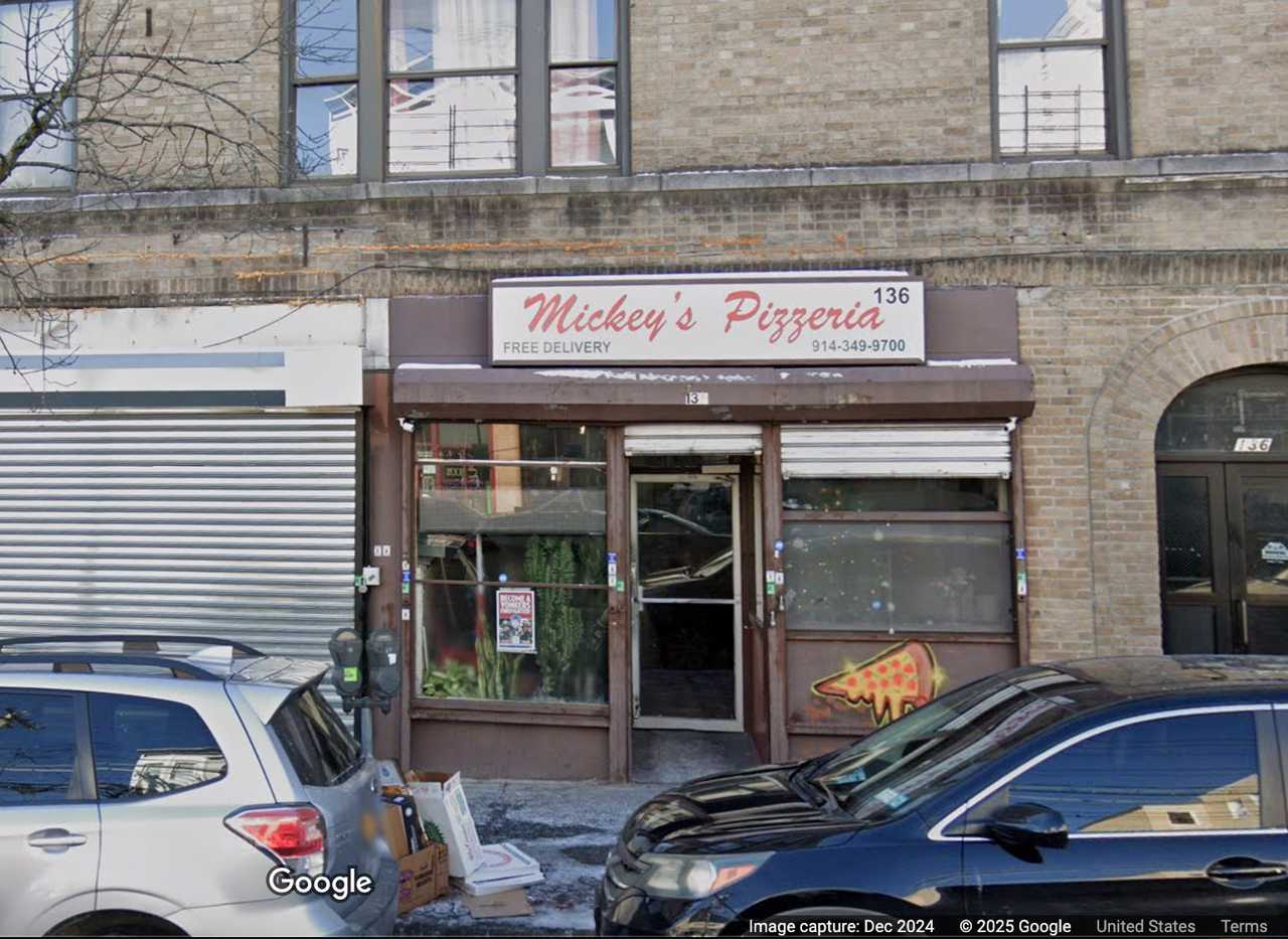 2 Teens Fatally Stabbed: Police ID Victims In Incident Near Pizzeria In ...