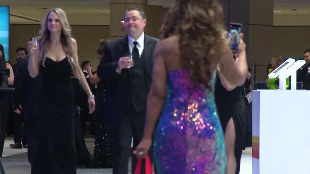 Chicago Auto Show hosting annual black-tie preview event for charity