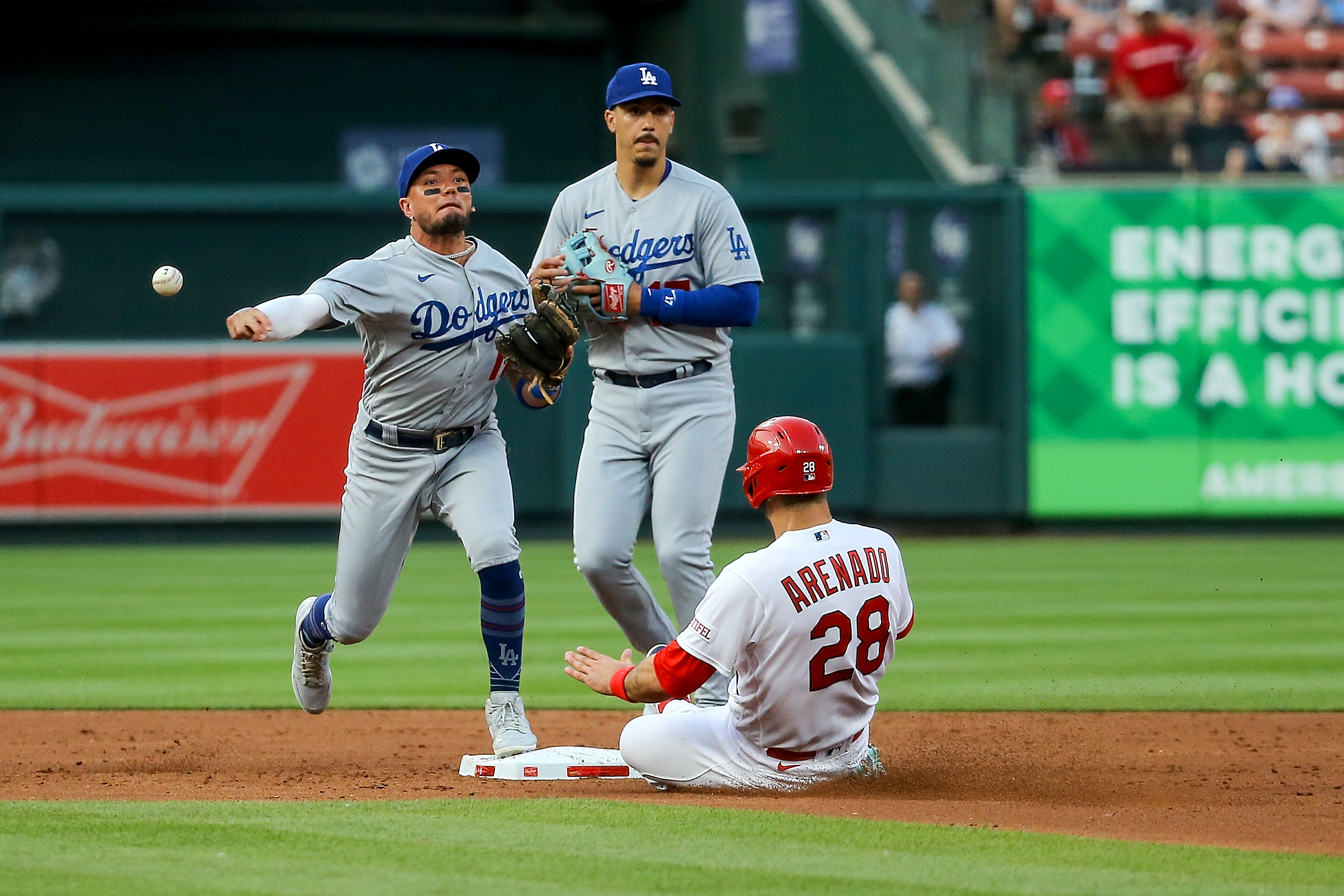 Dodgers Reportedly Re-Enter $64 Million Sweepstakes For Star Infielder