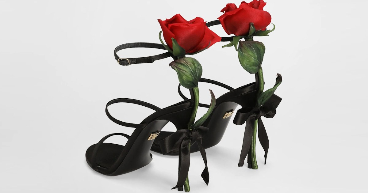 10 Objects of Affection From the 2025 Dolce & Gabbana Valentine's Day ...
