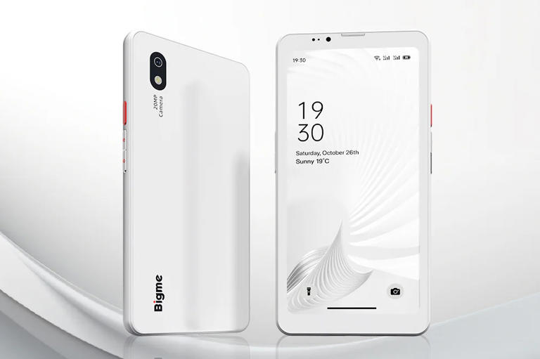 A minimalist E Ink alternative to budget smartphones