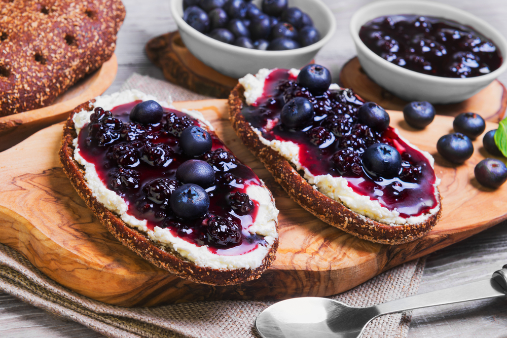 11 Quick Berry Recipes That Taste Amazing