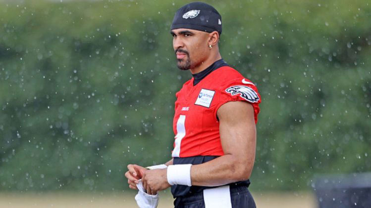Eagles' Jalen Hurts addresses the Eagles' Jalen Hurts addresses the